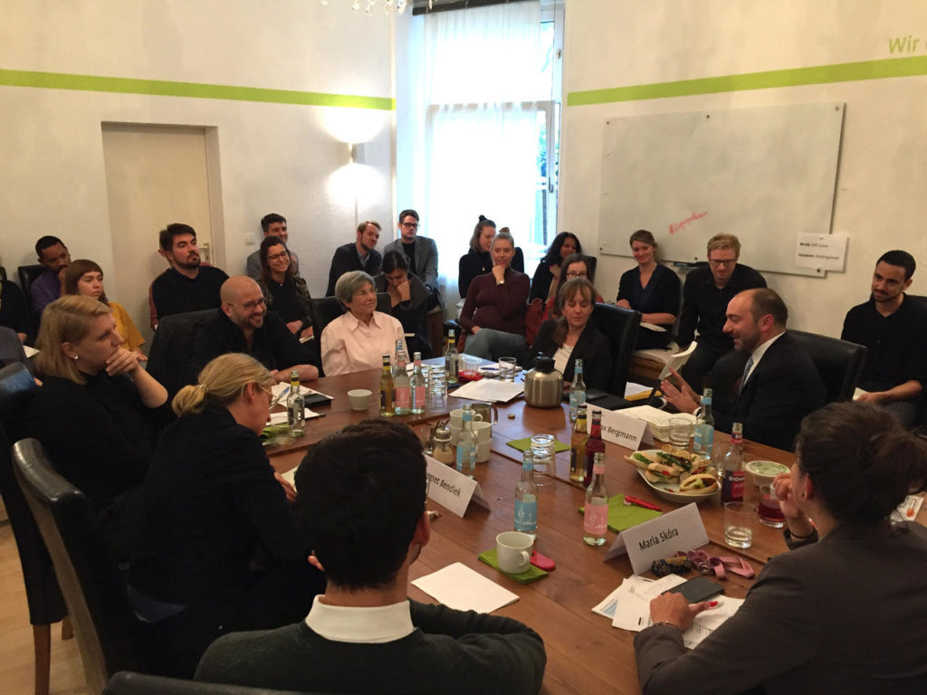 Lunch Debate: „A Battle for America’s Soul“ - Das Progressive Zentrum - EN