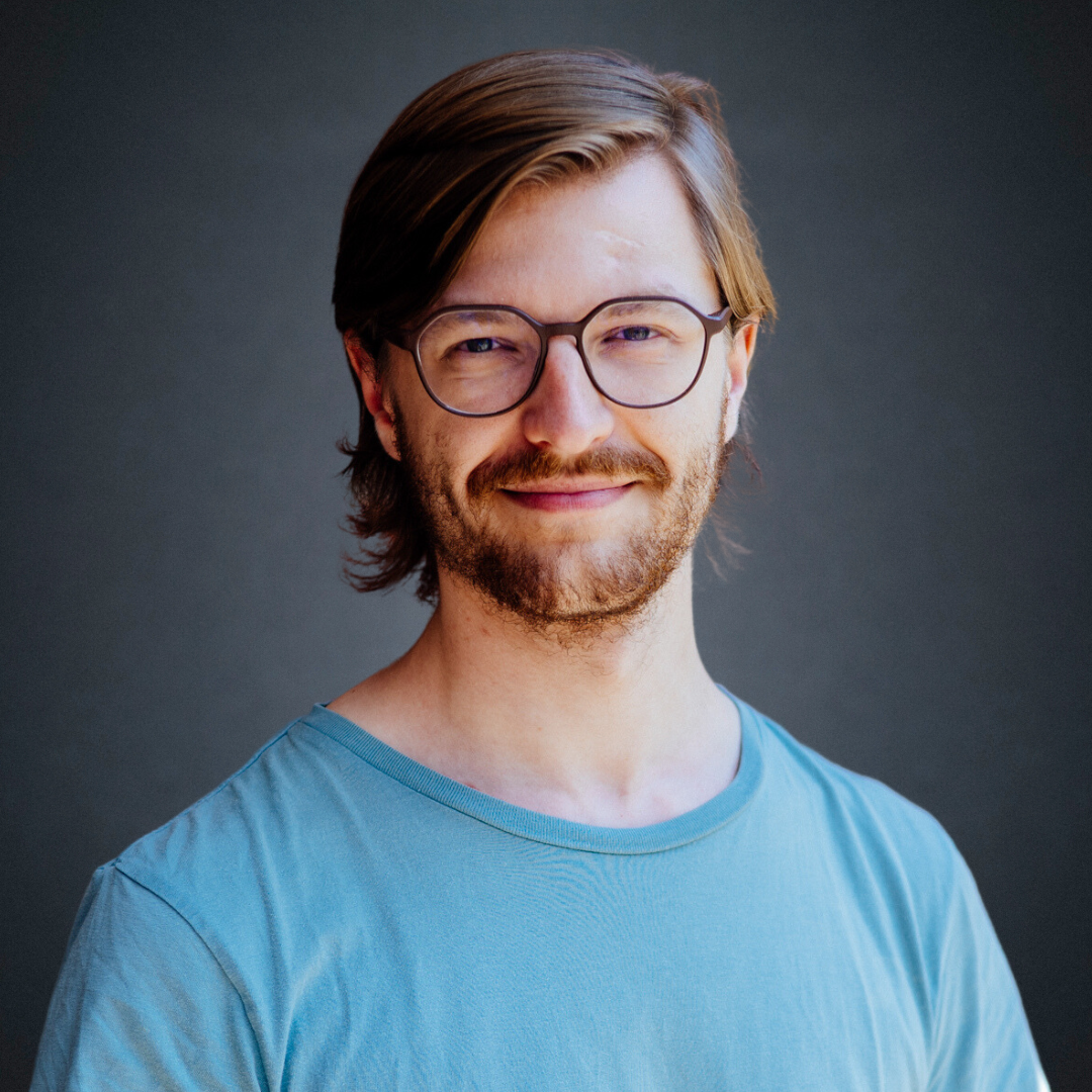 Jonathan Kolb - Das Progressive Zentrum - EN